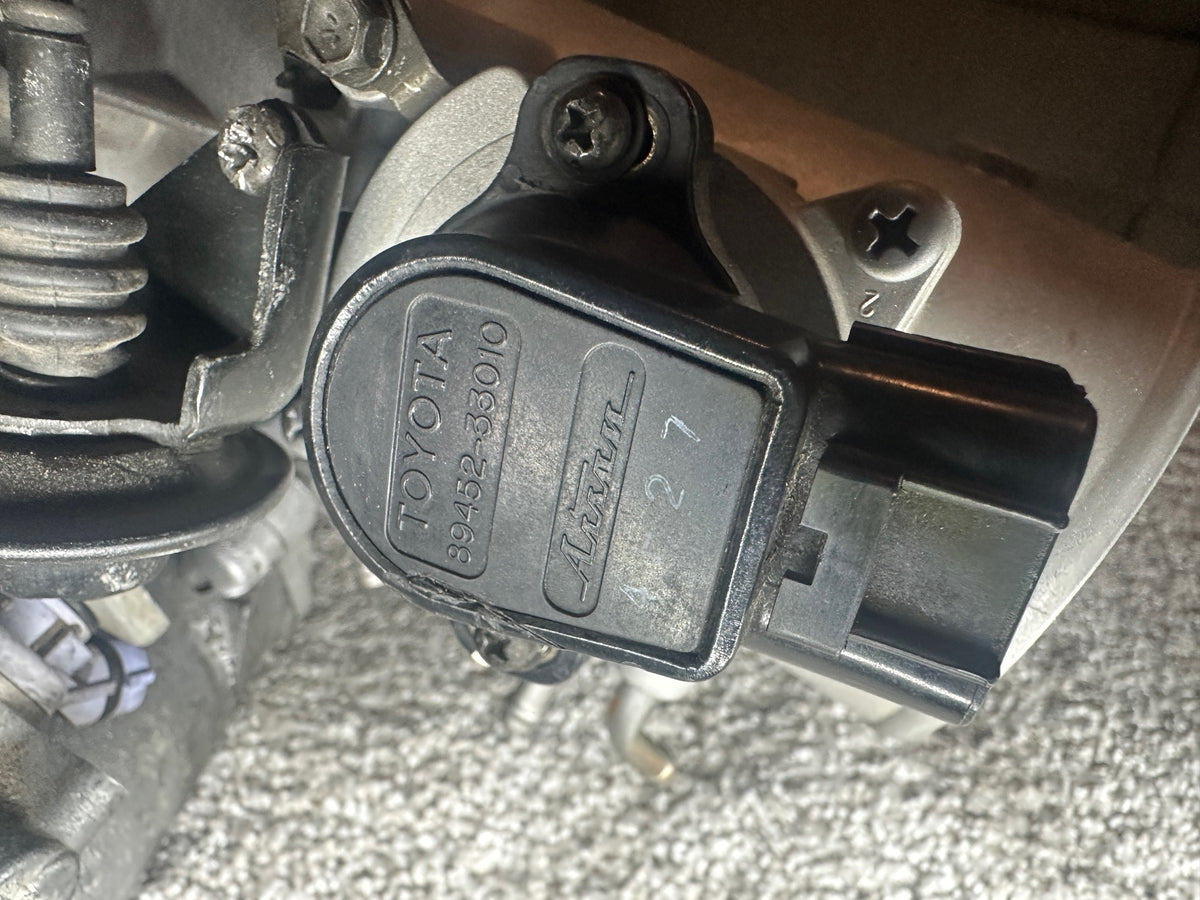 Toyota Supra MK4 COMPLETE USDM Twin Turbo intake manifold w/ fuel rail ...