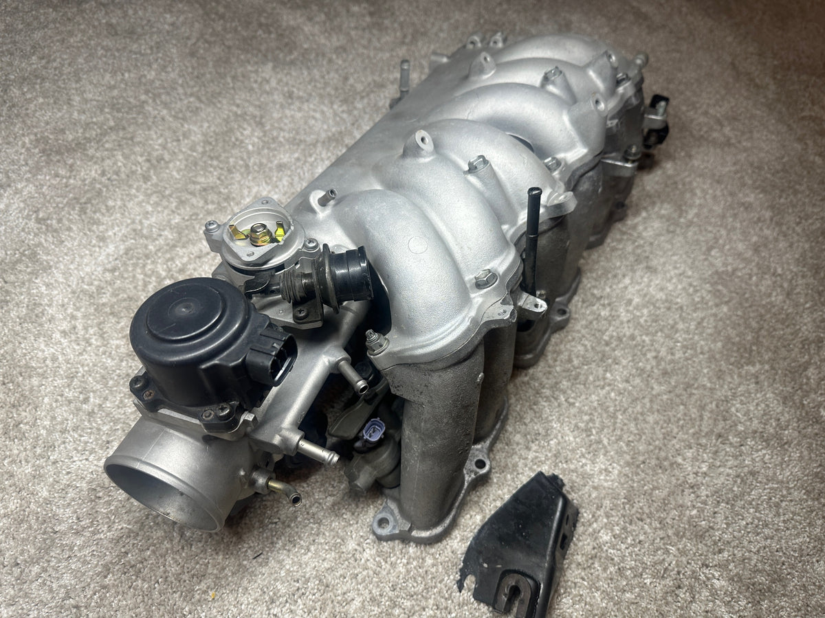 Toyota Supra MK4 COMPLETE USDM Twin Turbo intake manifold w/ fuel rail ...